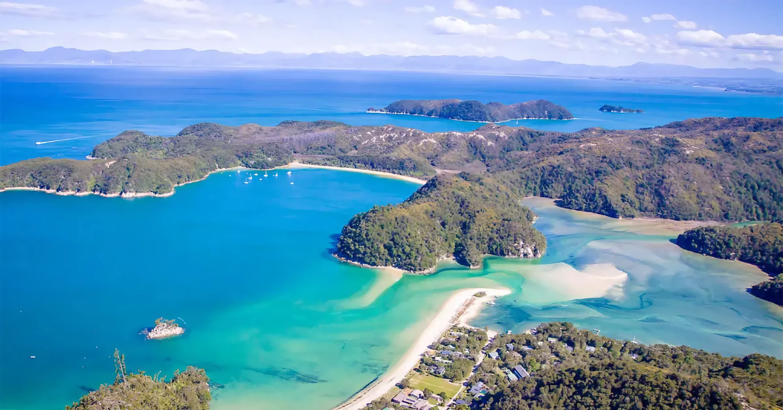 Holiday Homes - Nelson Bays Holiday Homes